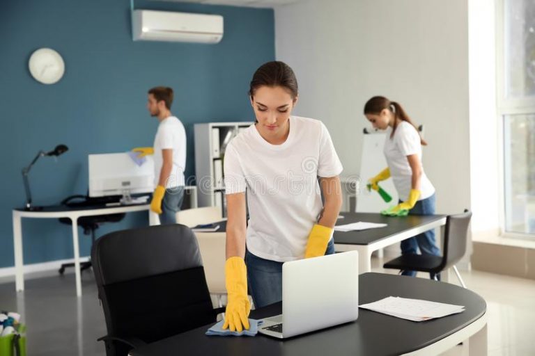 Why Do You Need to Hire Professionals for Office Cleaning?